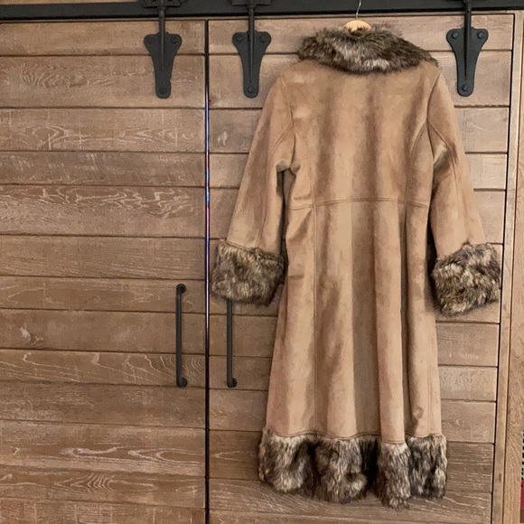 Tasha Polizzi | Jackets & Coats | Nwot Tasha Polizzi Faux Fur Long Coat ...